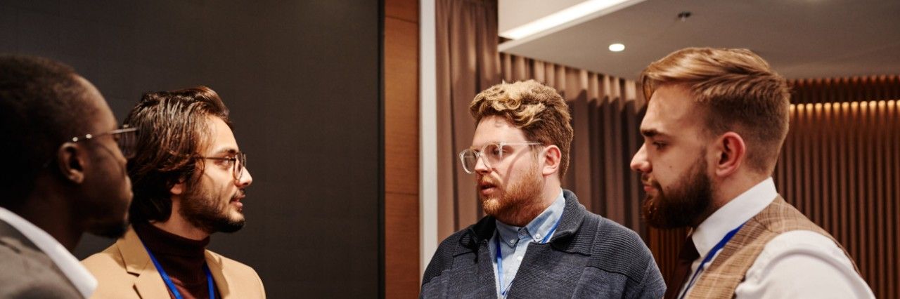 Networking Like a Pro: Mastering the Art of Social Conversation - Pathpire